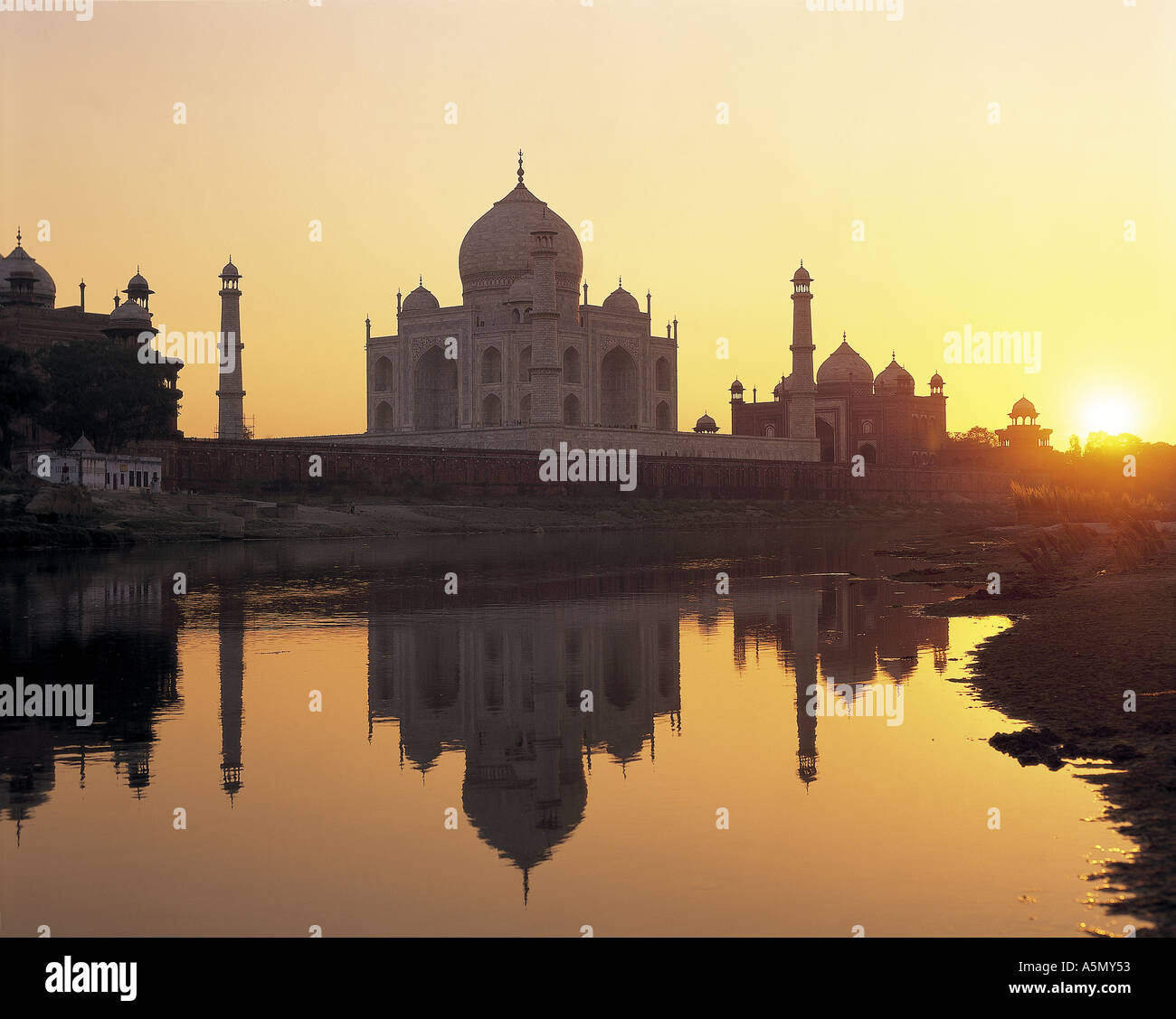 Jamuna river hi-res stock photography and images - Alamy