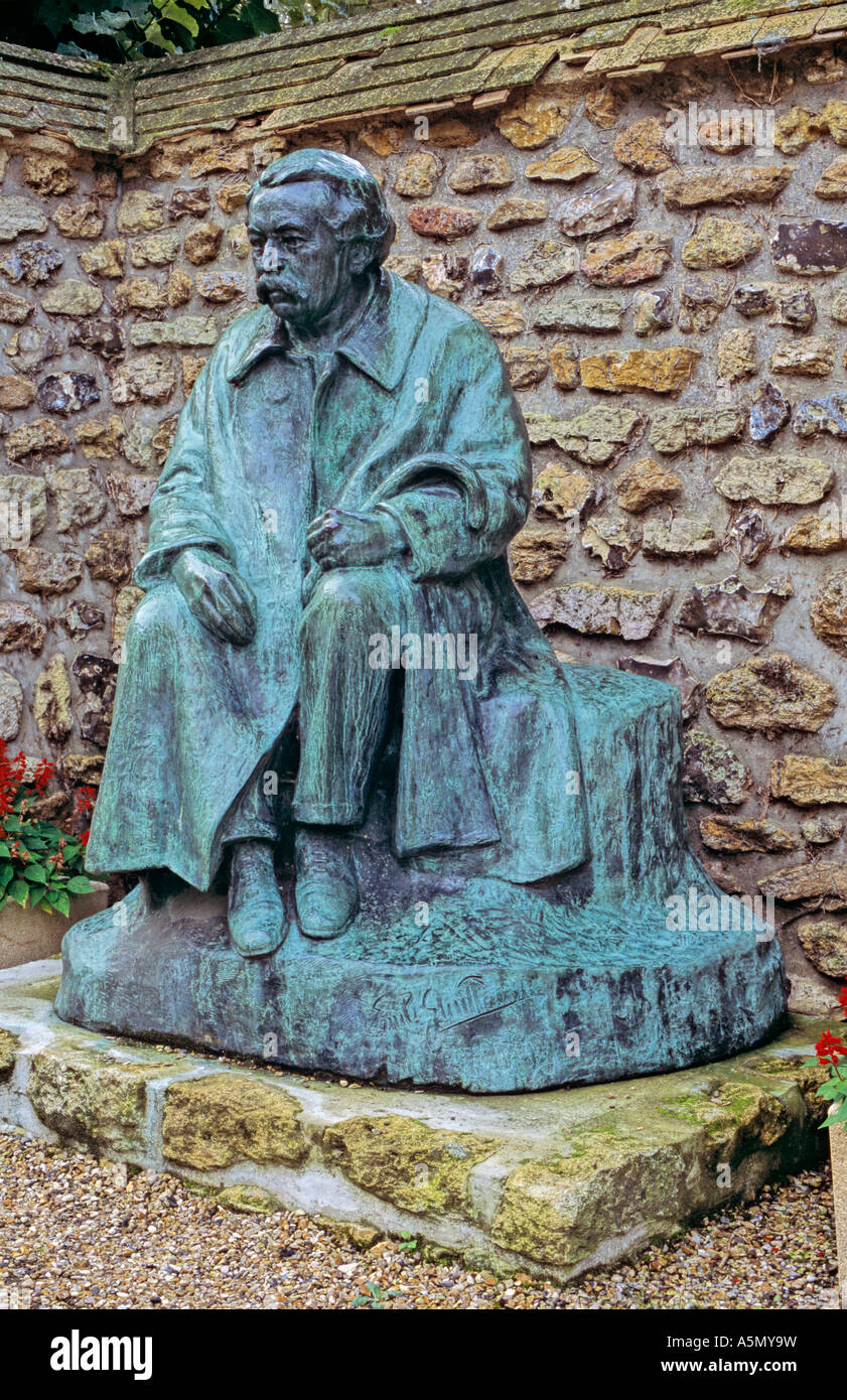 Briand nobel hi-res stock photography and images - Alamy