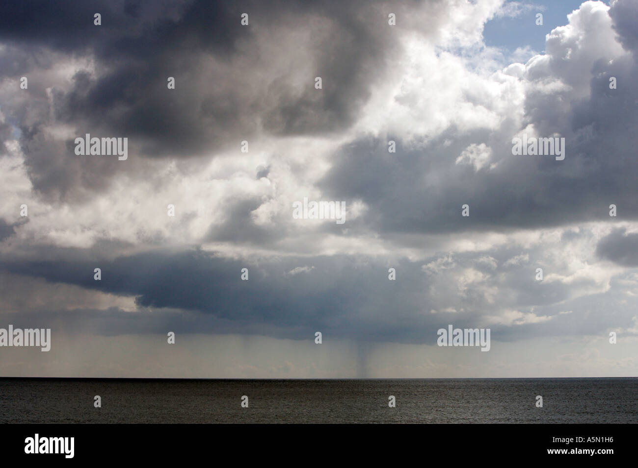 Squall sea not island hi-res stock photography and images - Alamy