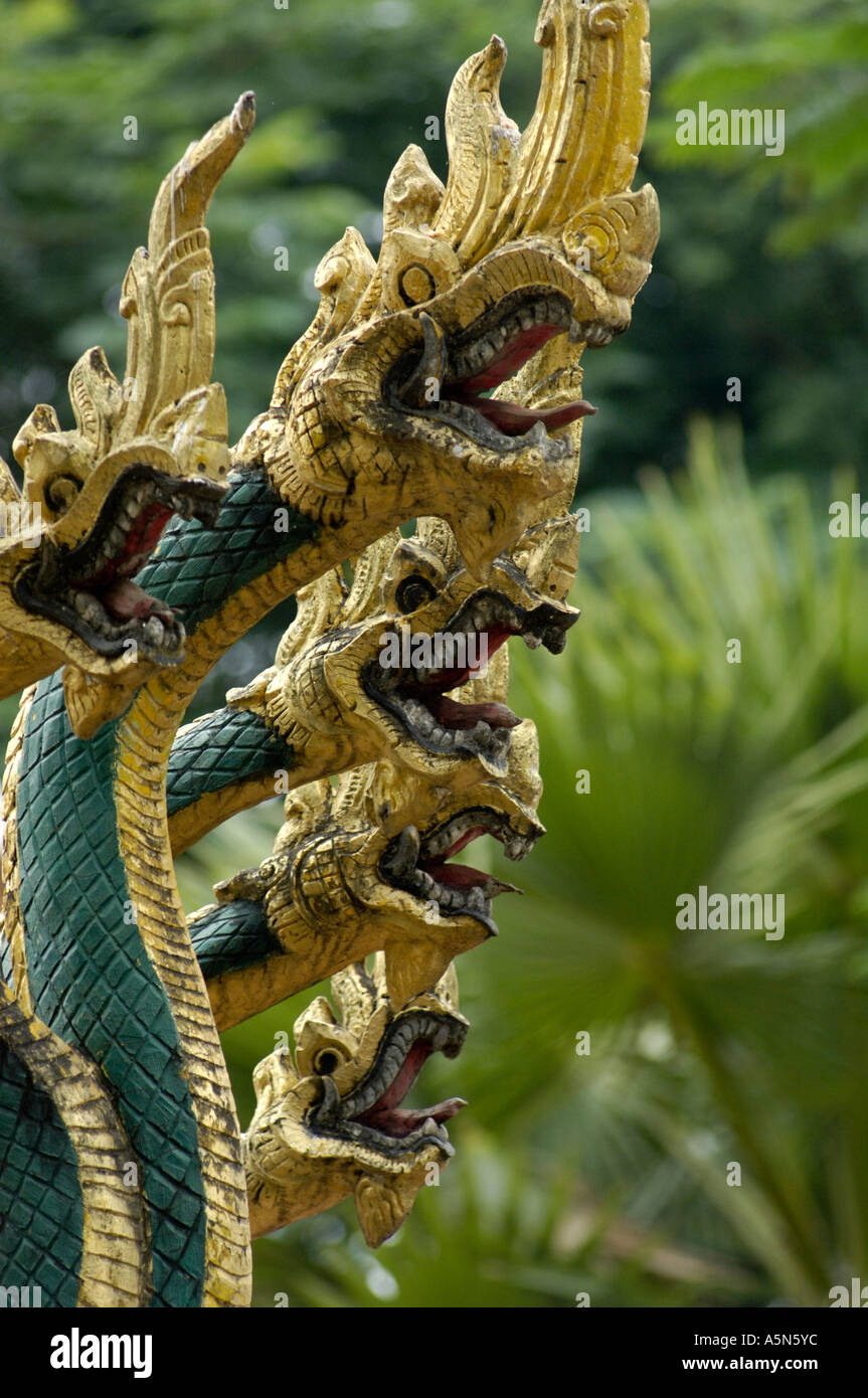 Serpent heads hi-res stock photography and images - Alamy