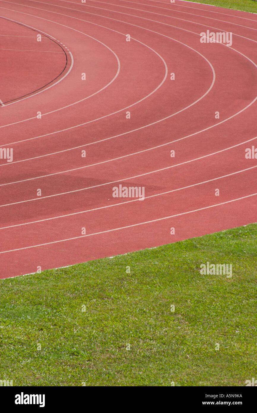 Track curvature hi-res stock photography and images - Alamy