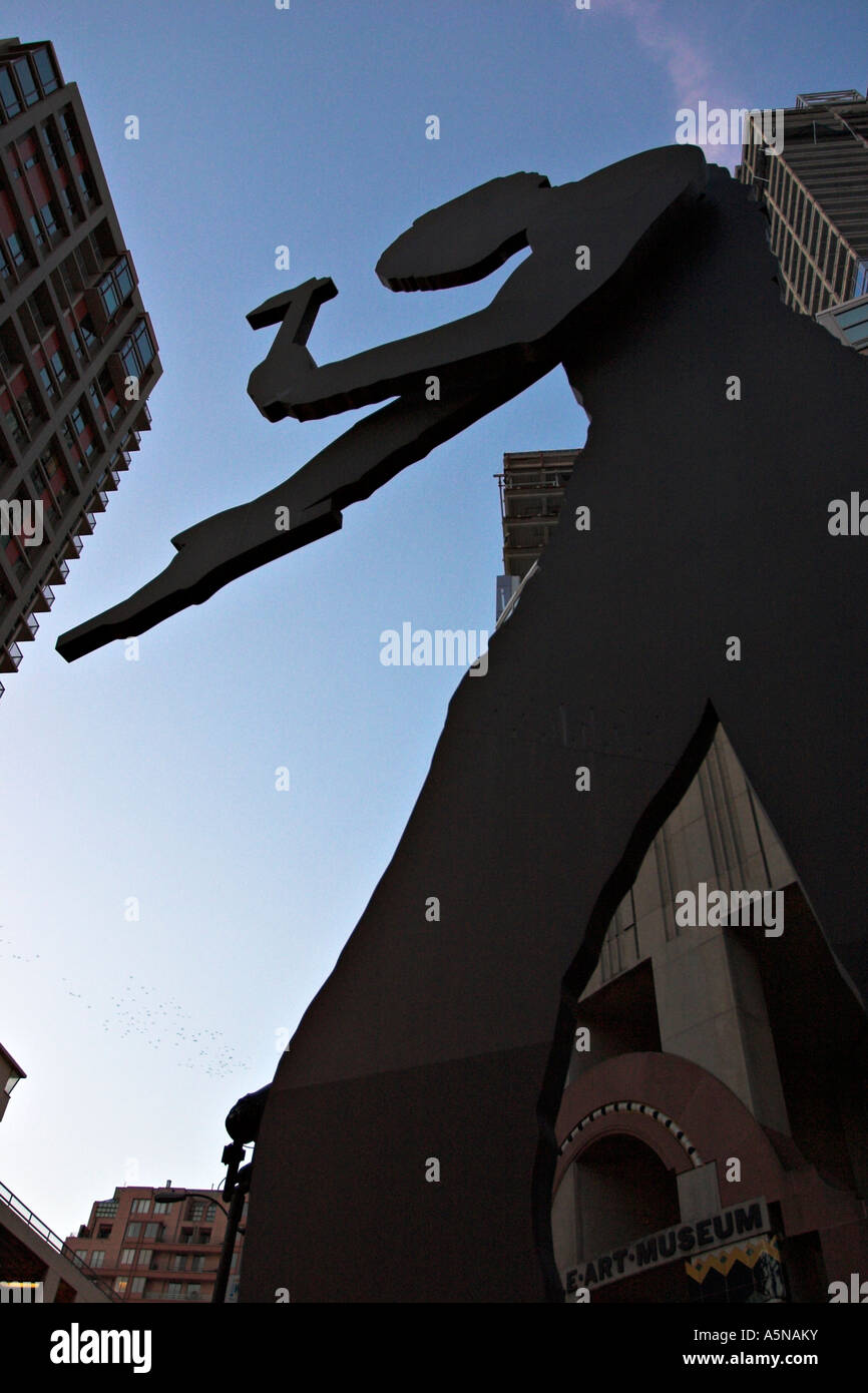 Hammering Man of Seattle: he animated 1994 steel sculpture located in ...