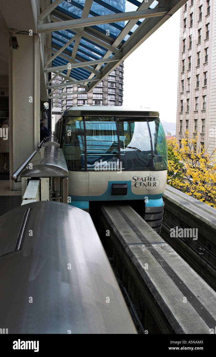 Historical monorail hi-res stock photography and images - Alamy