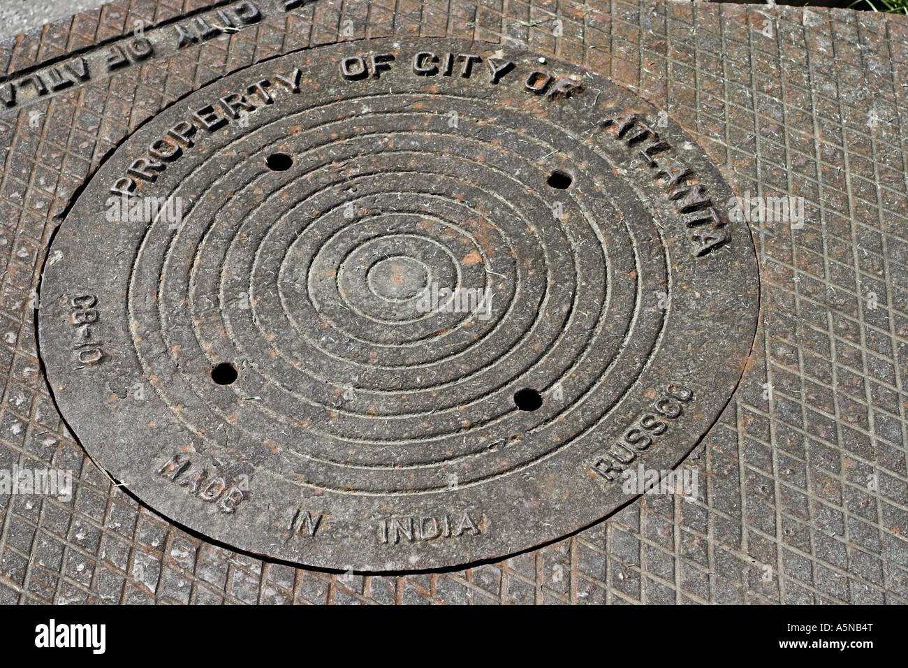 Large manhole cover hi-res stock photography and images - Alamy