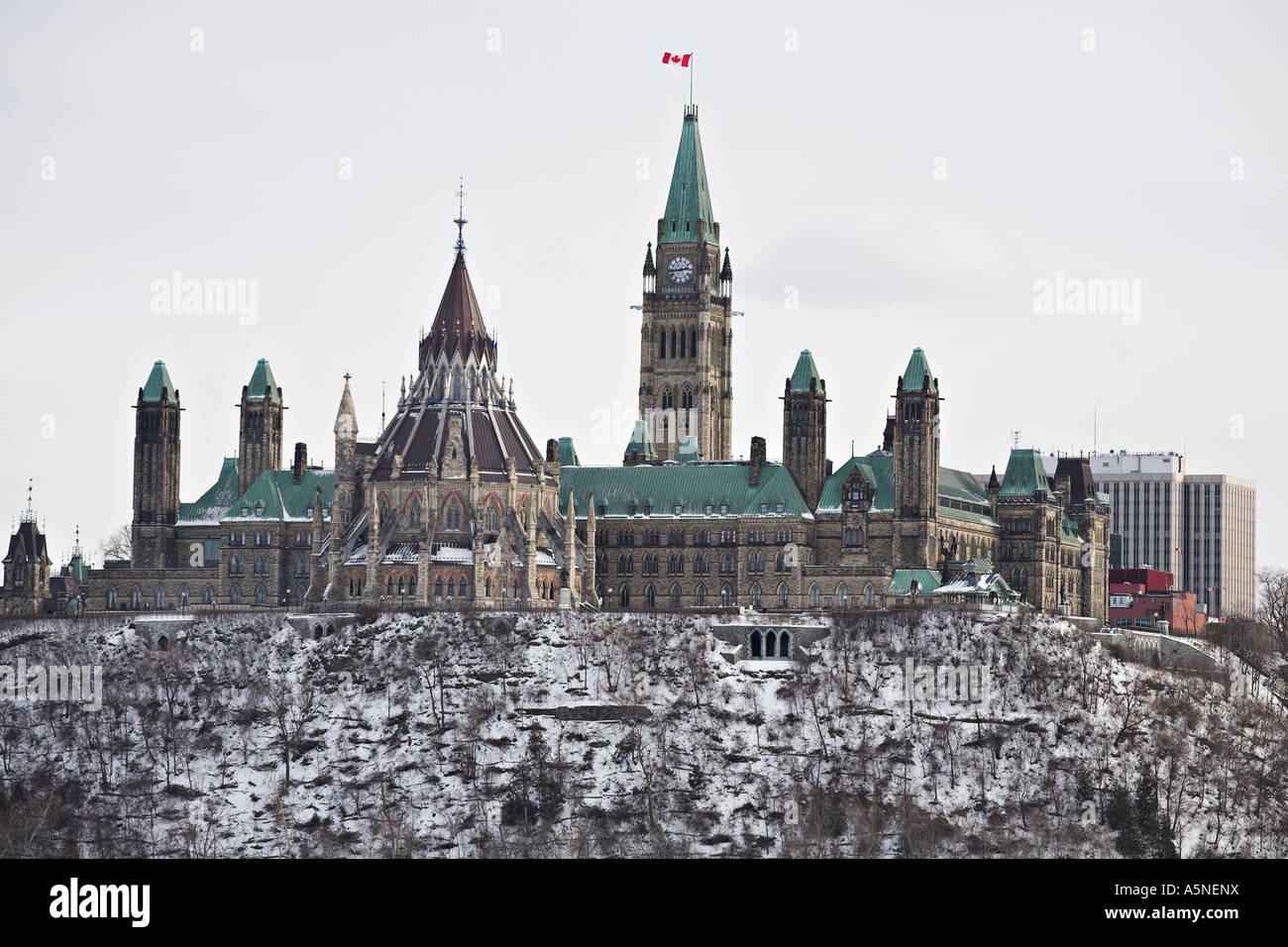 Canadian parliamentary buildings hi-res stock photography and images ...