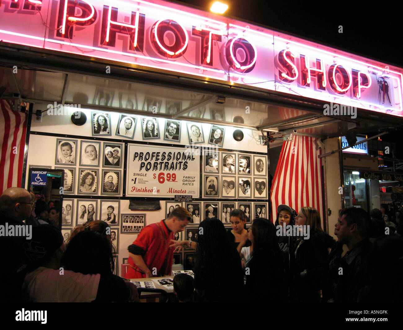 Photography booth county fair Stock Photo - Alamy
