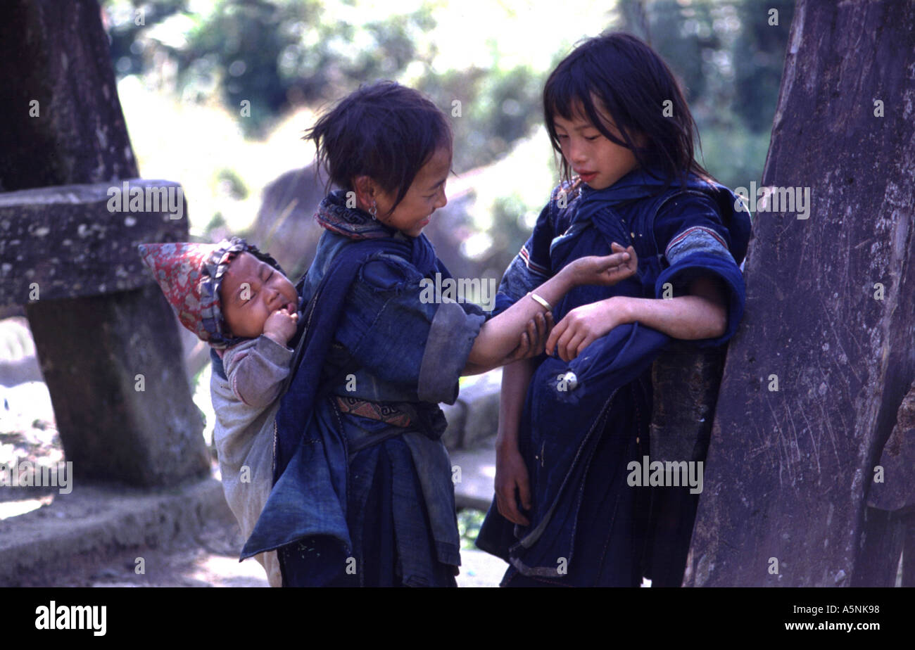 HMONG CHILDREN NORTHERN LAOS Stock Photo - Alamy