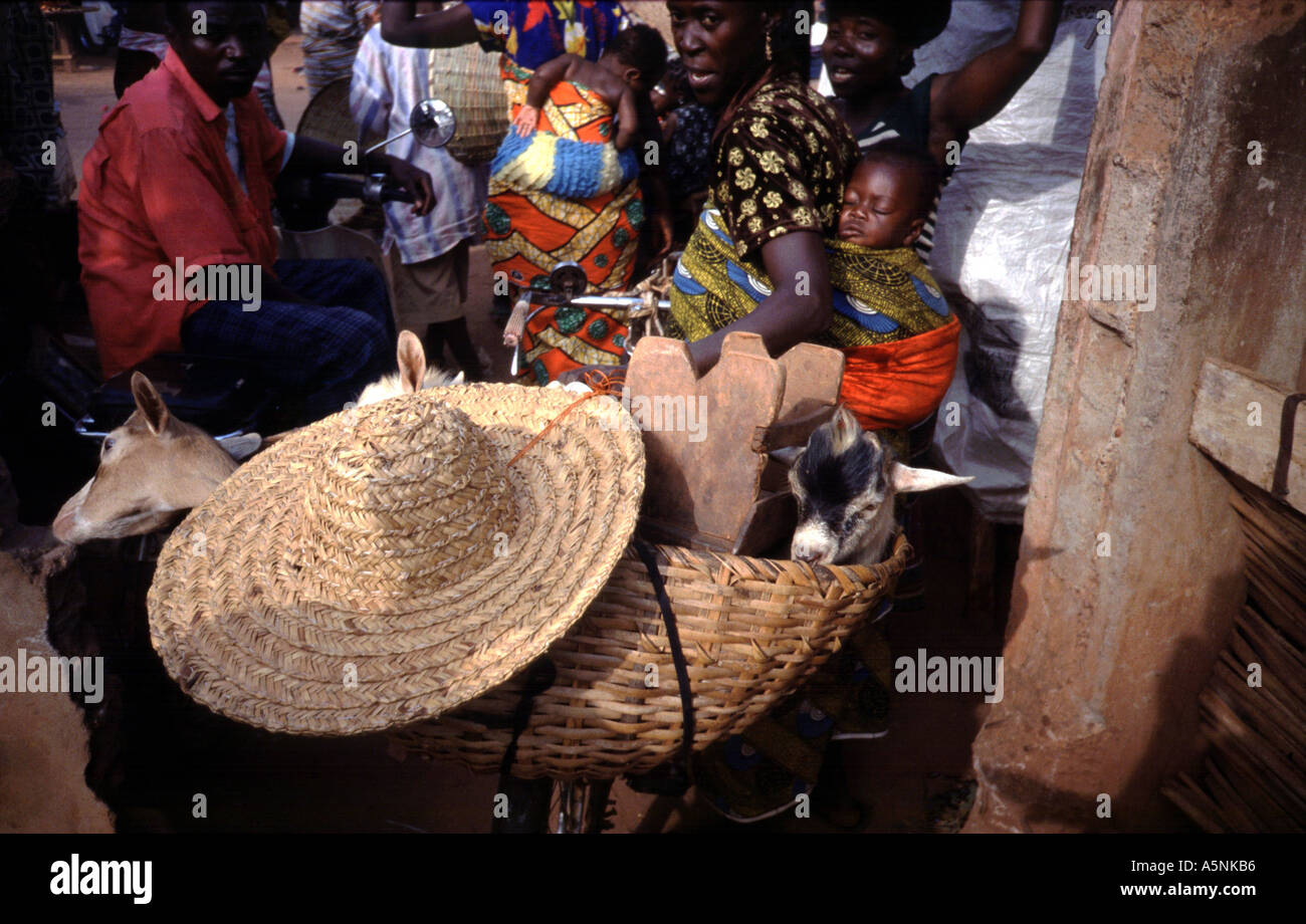 VOODOO CEREMONY IN BENIN WEST AFRICA Dan White VOODOO IS THE NATIONAL ...