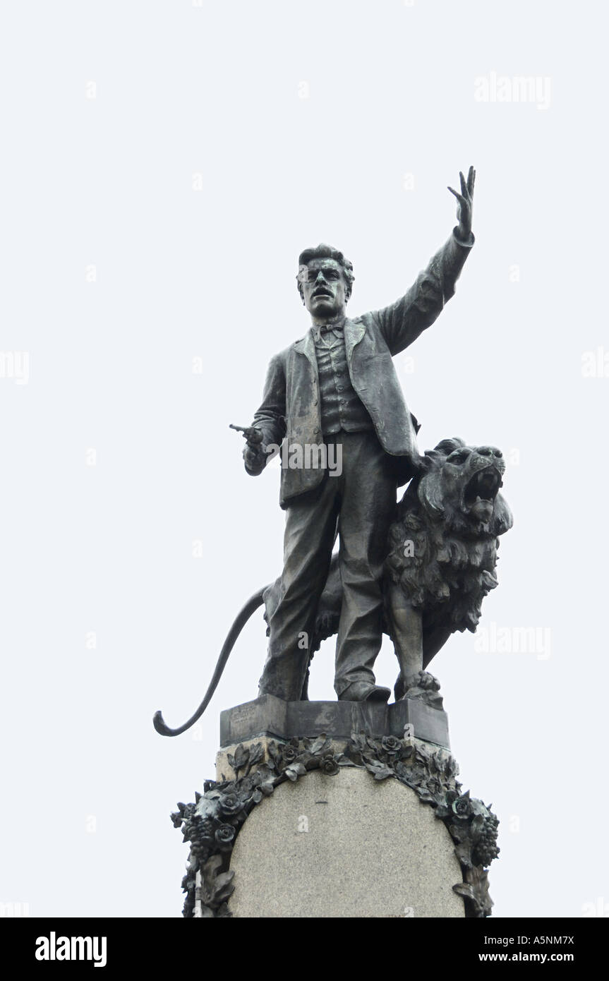 Bulgarian revolutionary Vasil Levski statue in Vasil Levski square ...