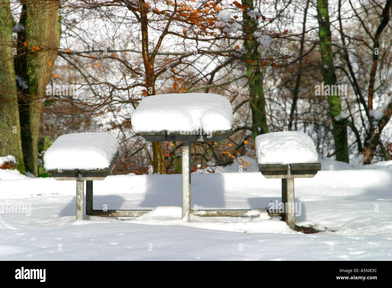 Picnic in the country hi-res stock photography and images - Alamy