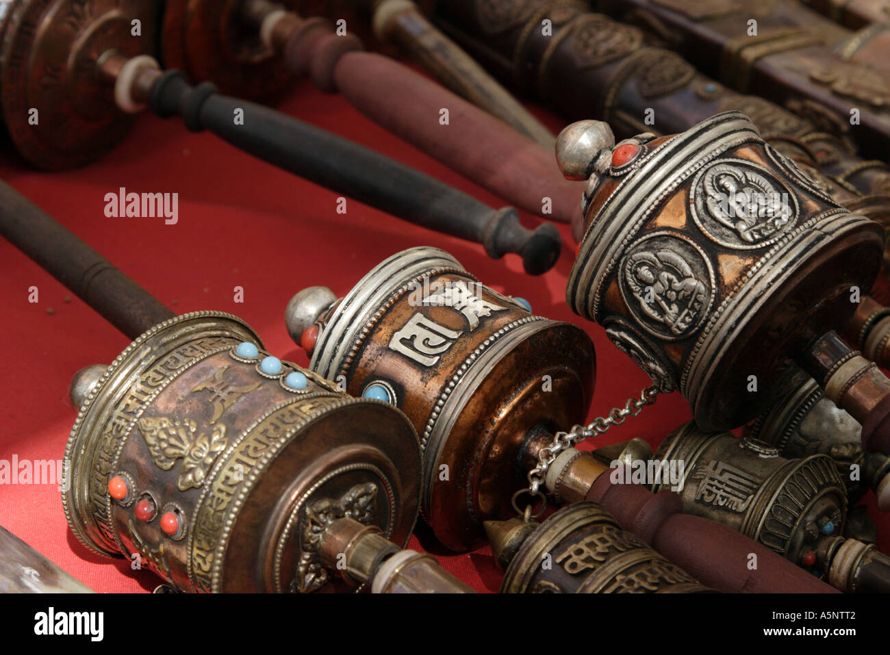 Craftware hi-res stock photography and images - Alamy