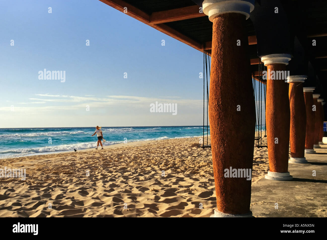 Playa chac mool cancun hi-res stock photography and images - Alamy