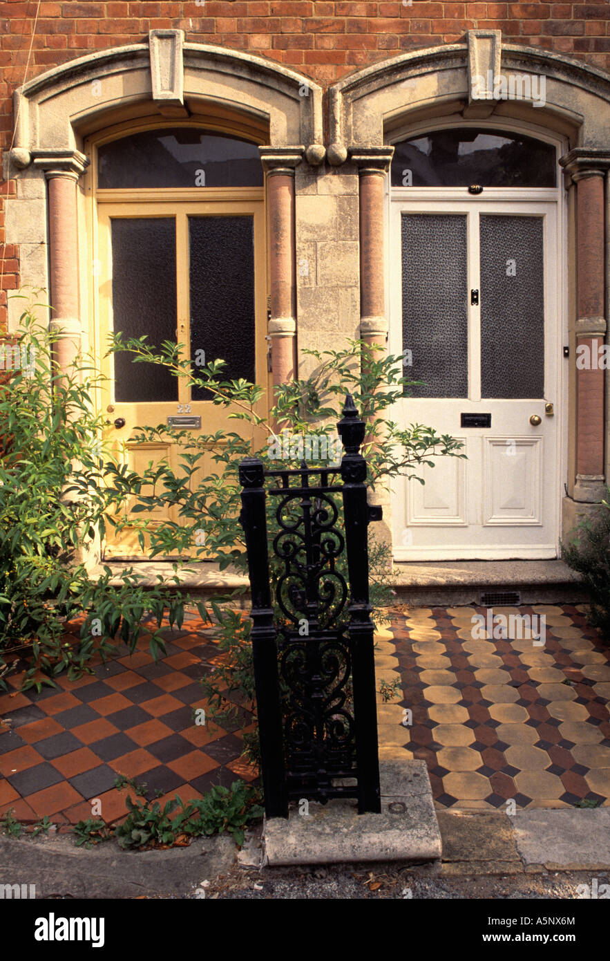 Edwardian doors hi-res stock photography and images - Alamy