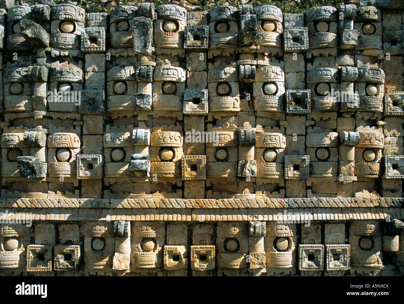 Palacio de los Mascarones (Palace of the Masks, Codz Poop), Mayan ruins ...