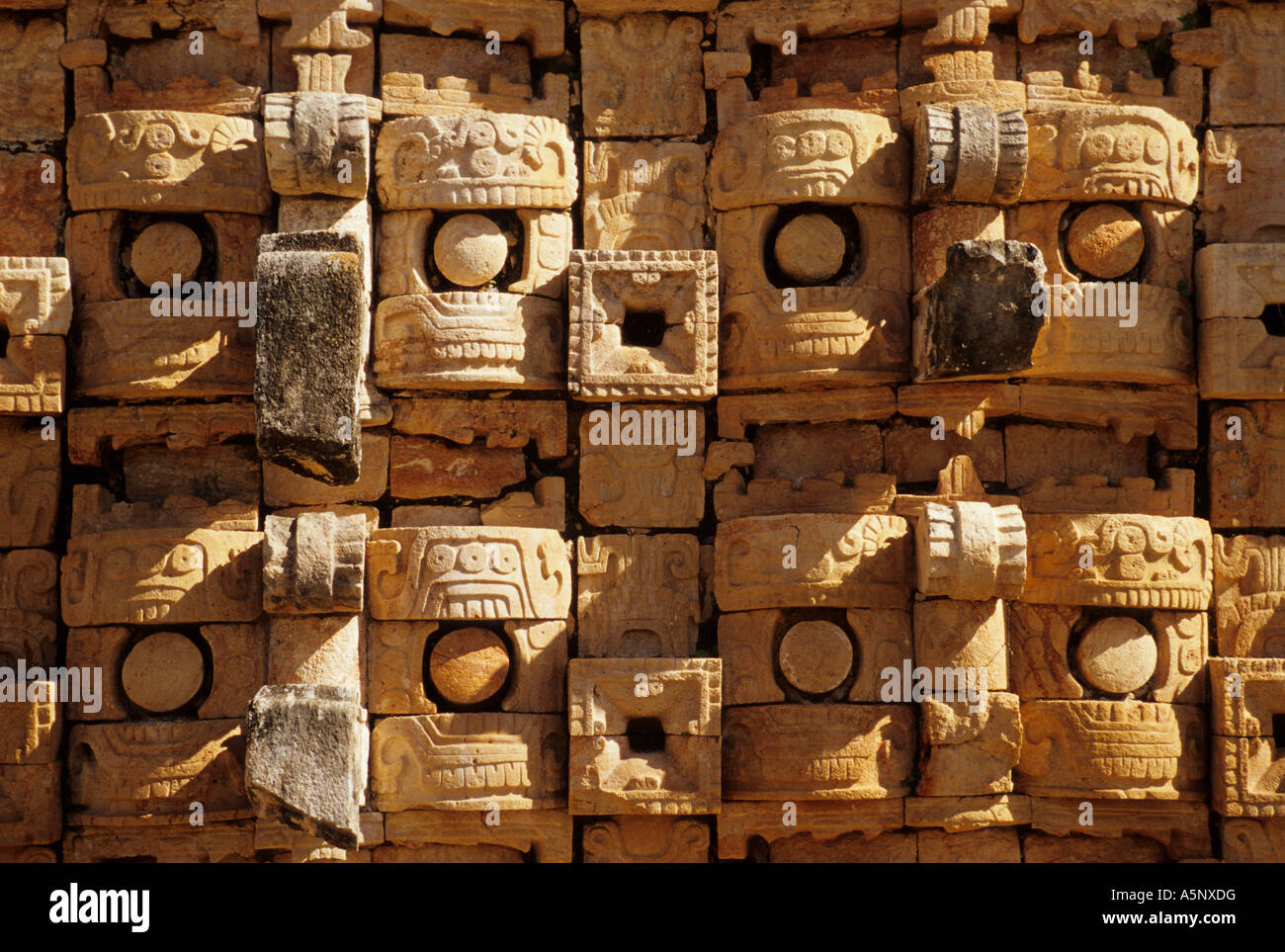 Palacio de los Mascarones (Palace of the Masks, Codz Poop), Mayan ruins ...