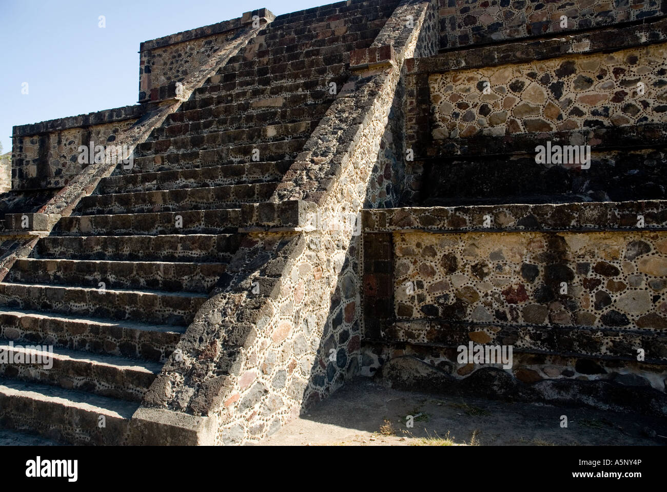 little pyramid - Teotihuacan - Mexico Stock Photo - Alamy