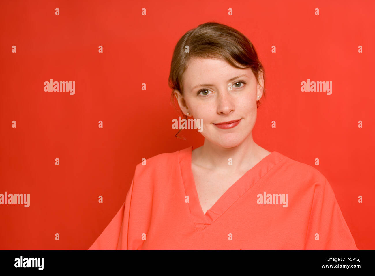 Orange scrubs hi-res stock photography and images - Alamy