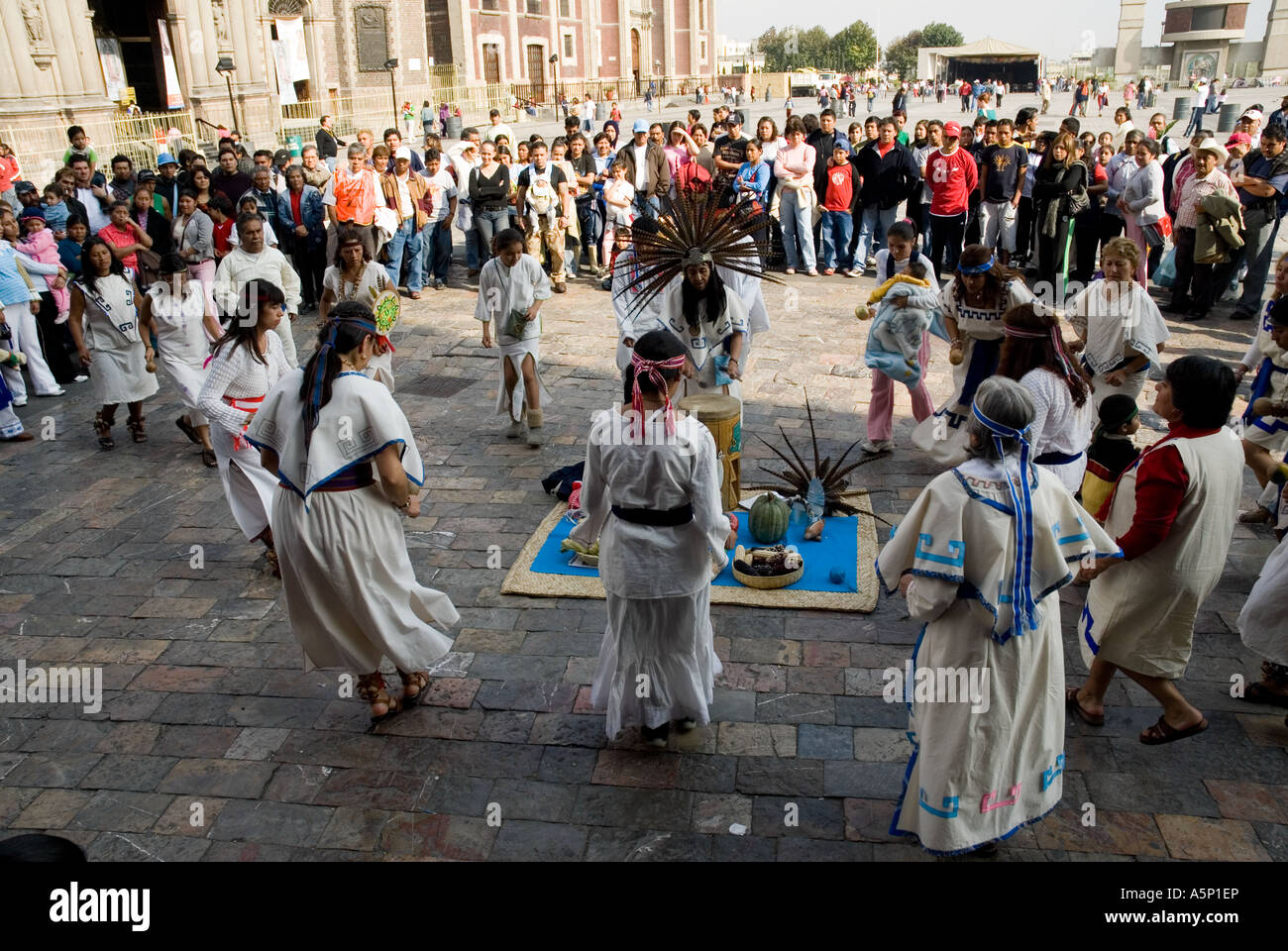 mayan ritual at Madonna of Guadalupe - mexico city Stock Photo - Alamy