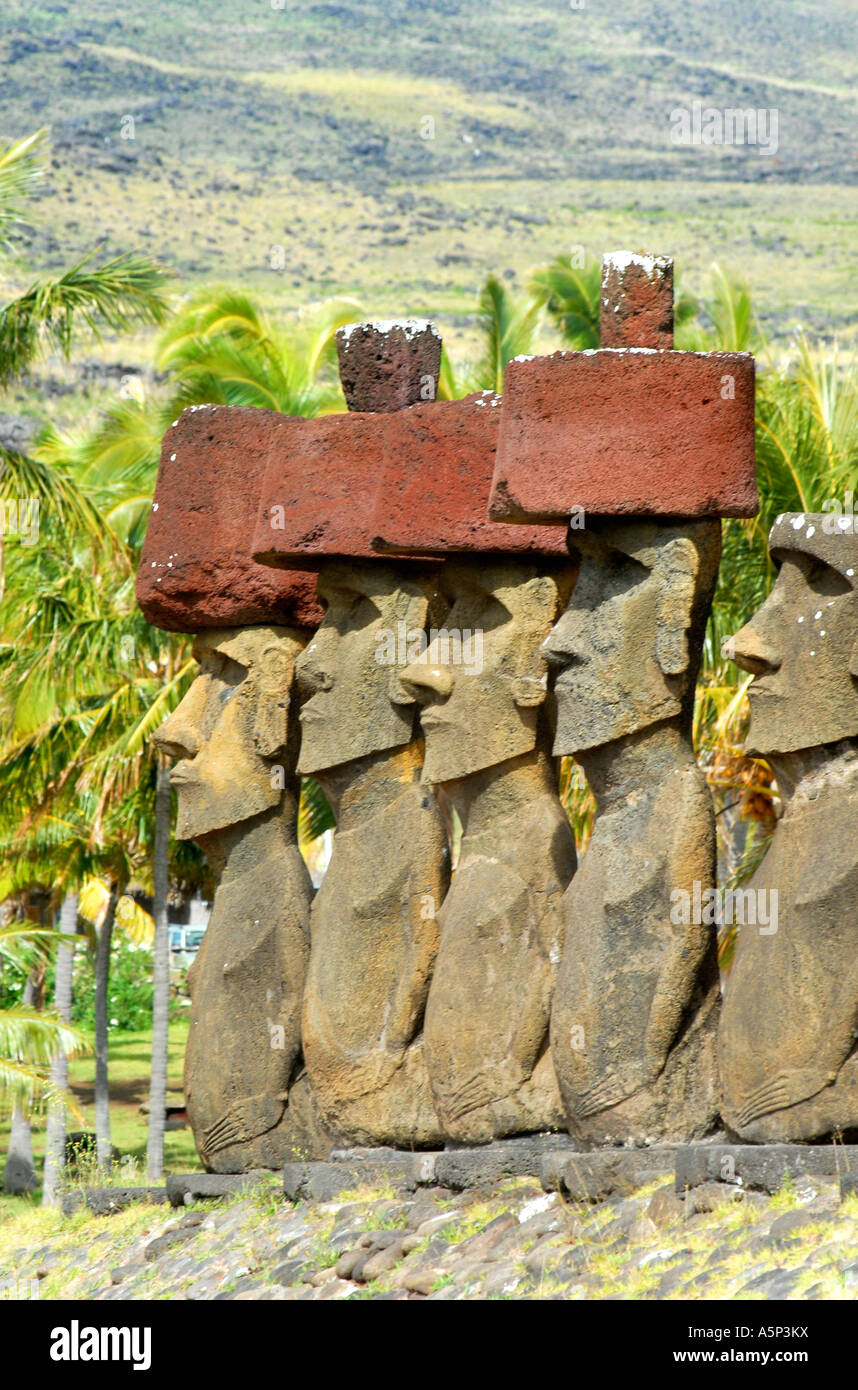 Ahu symbol hi-res stock photography and images - Alamy