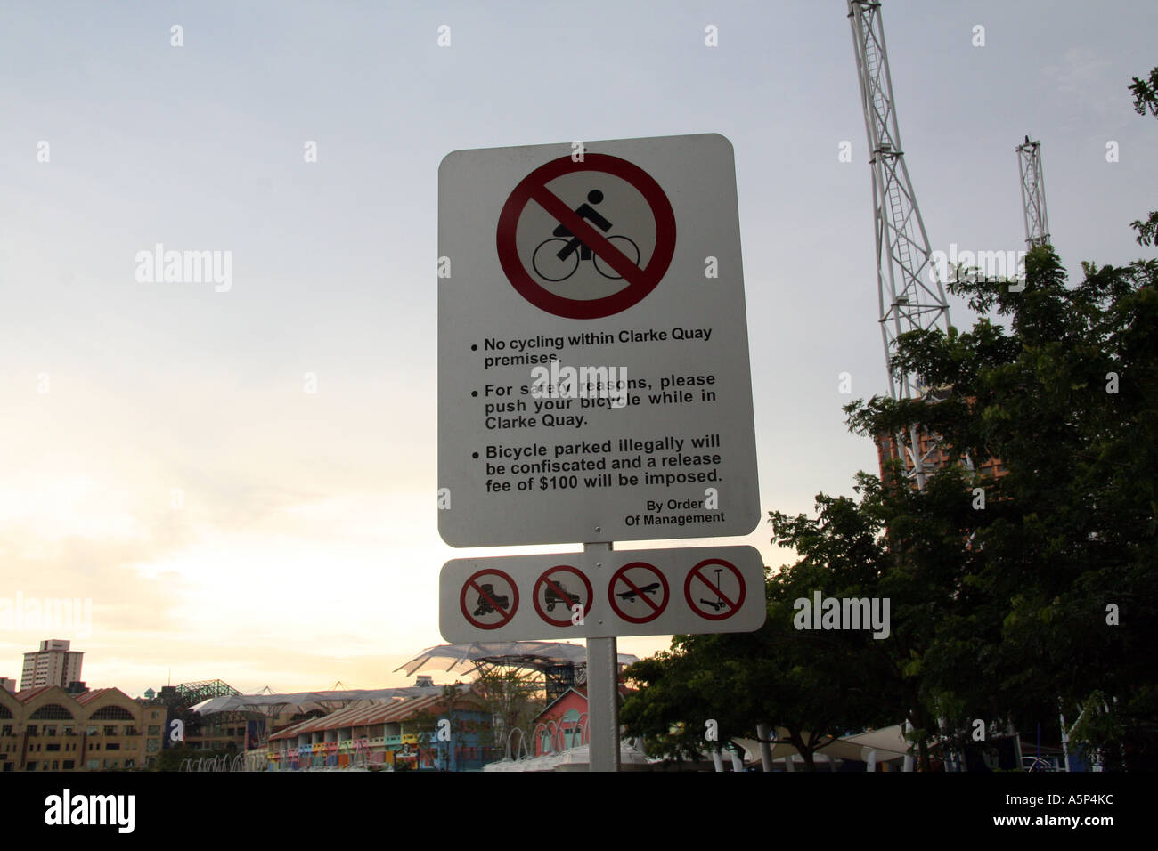No Cycling sign, clarke quay singapore Stock Photo - Alamy