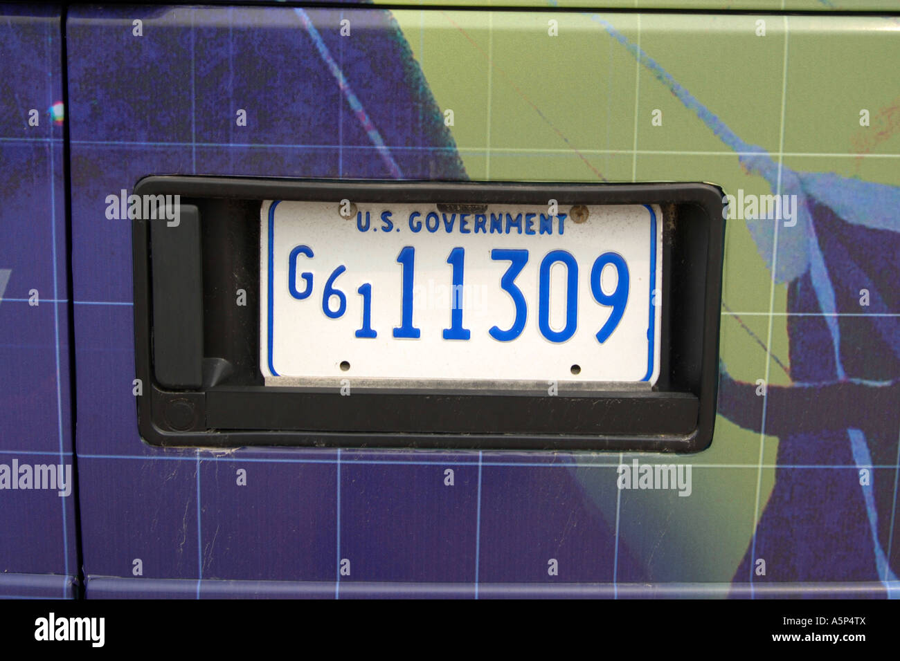 License plate font hi-res stock photography and images - Alamy