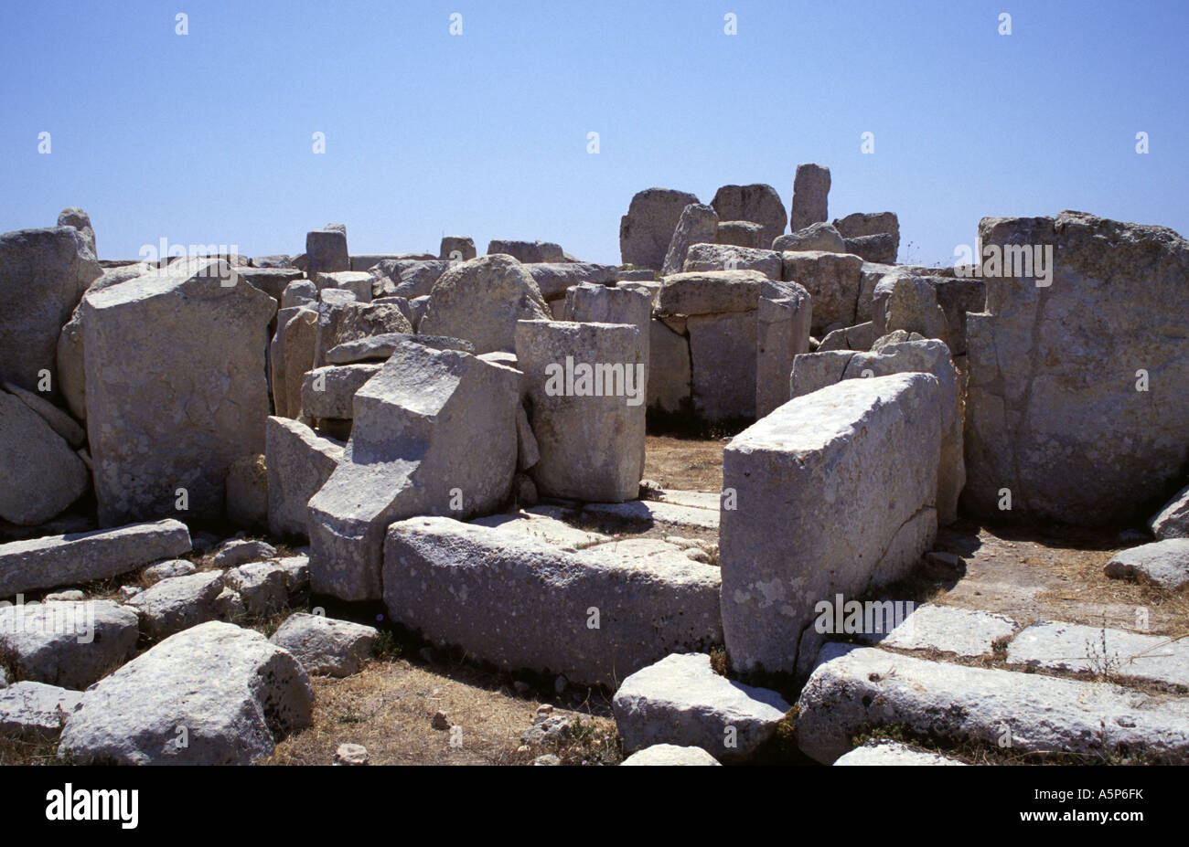 Mnajdra Neolithic Temple Malta Stock Photo - Alamy