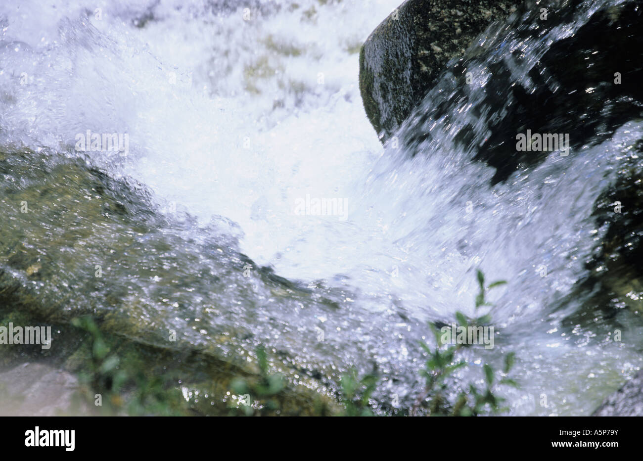 Waterflow flow hi-res stock photography and images - Alamy