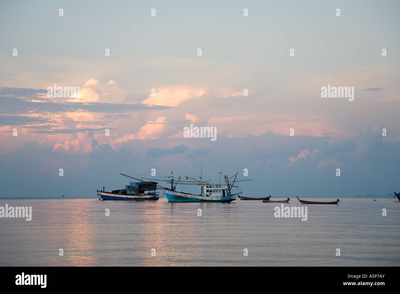 Battery operated fluorescent lamps hi-res stock photography and images - Alamy