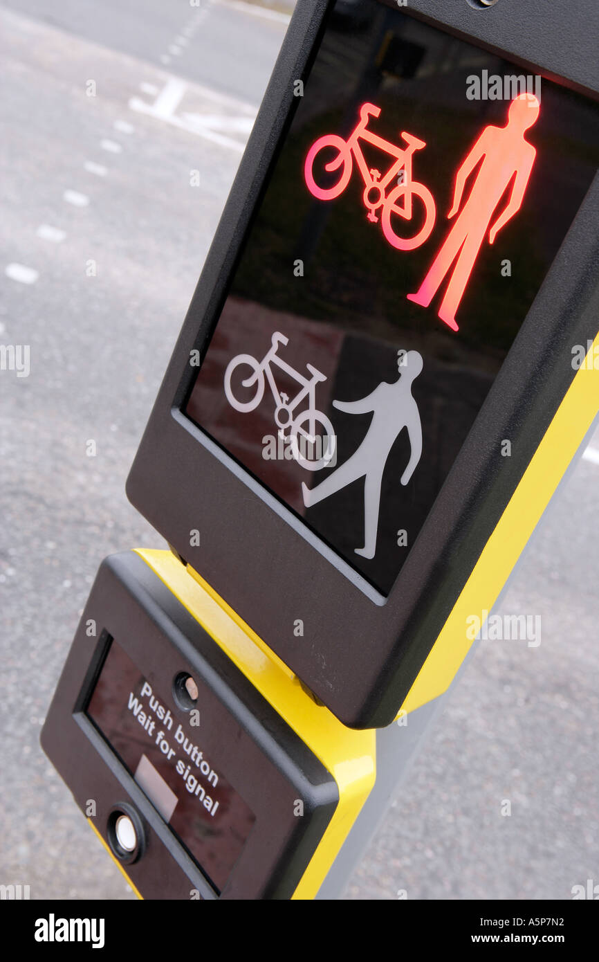 Crossing safety diagram hi-res stock photography and images - Alamy