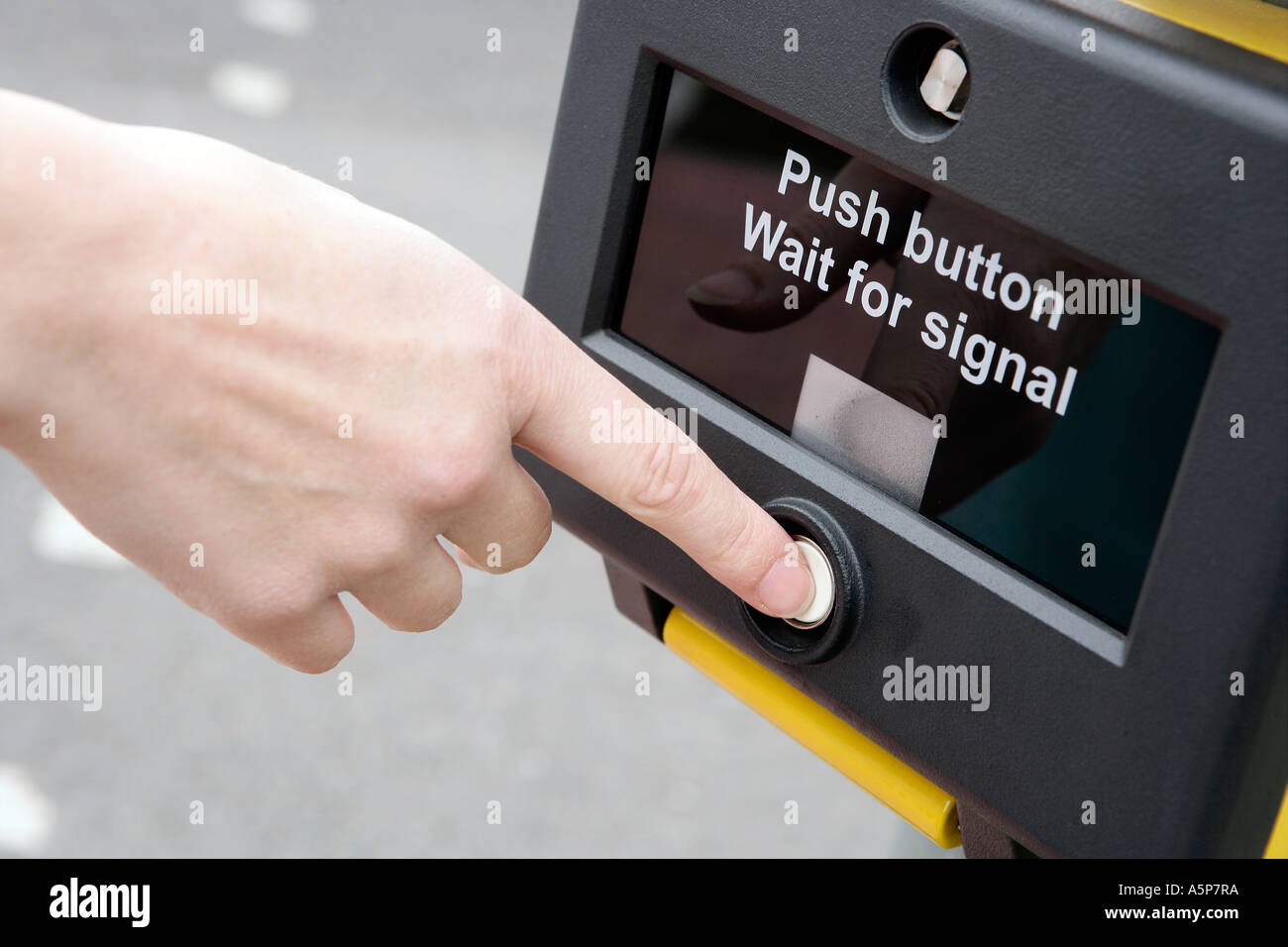 Cyclist uk hand signal hi-res stock photography and images - Alamy