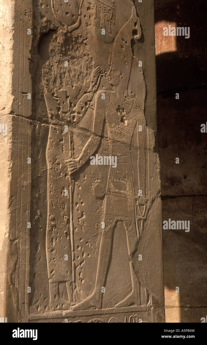 Egyptian bas relief egyptian art hi-res stock photography and images ...
