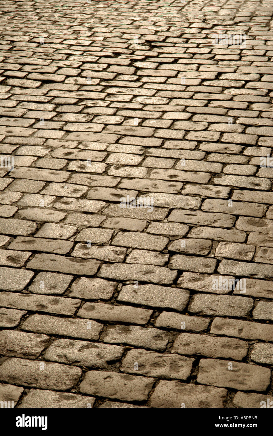 Cobble surround hi-res stock photography and images - Alamy