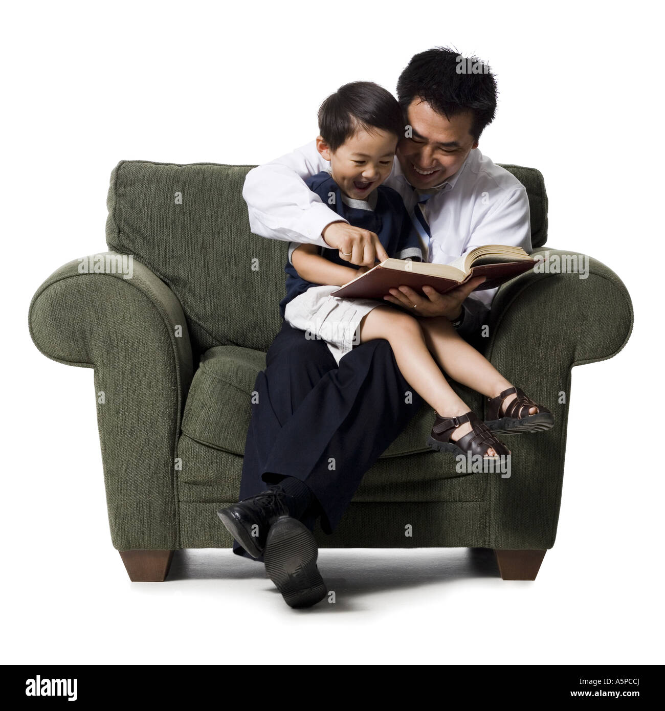 Parent child reading together Cut Out Stock Images & Pictures - Alamy