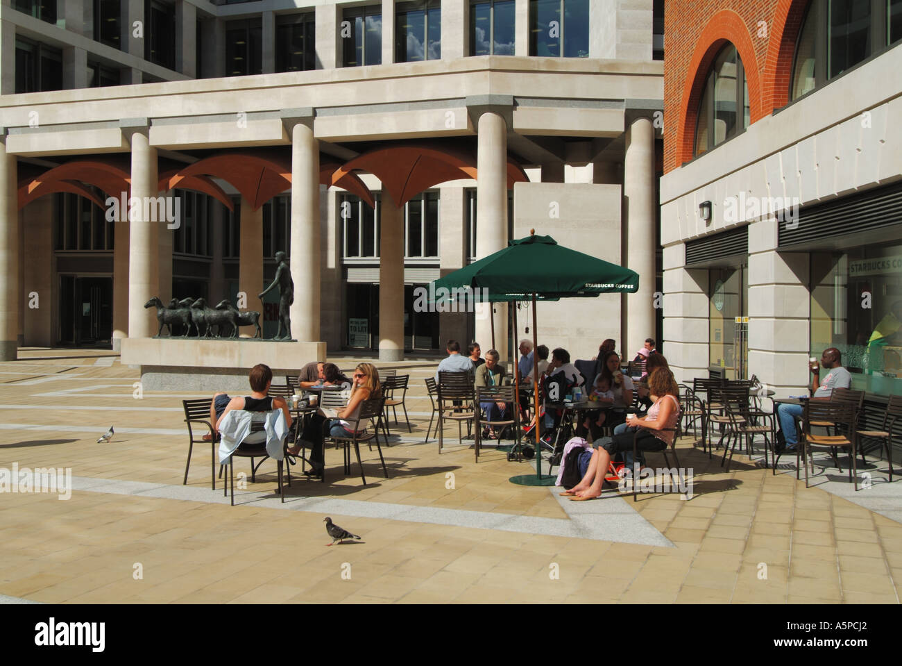 Outside the stock exchange in london hi-res stock photography and ...