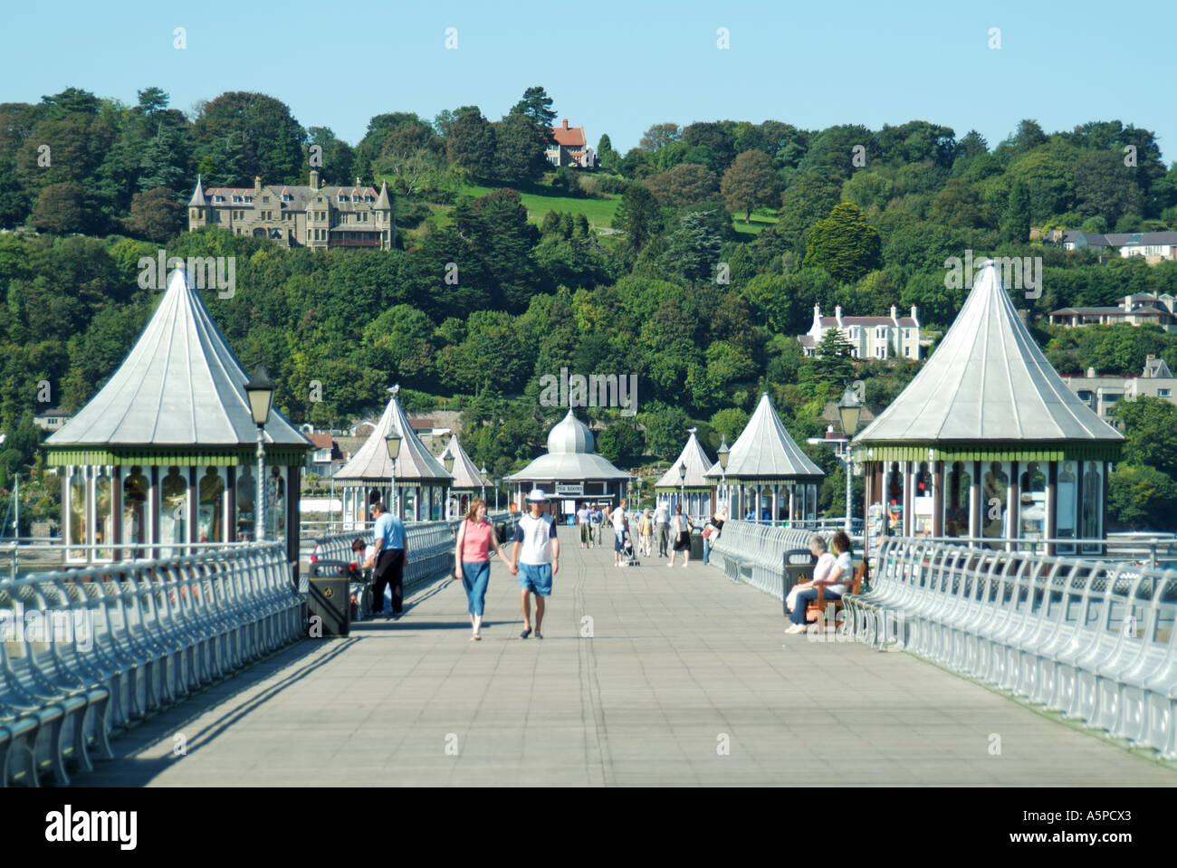 History of seaside piers hi-res stock photography and images - Alamy