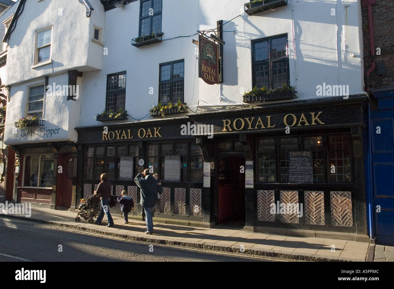 The Royal Oak pub York Stock Photo - Alamy