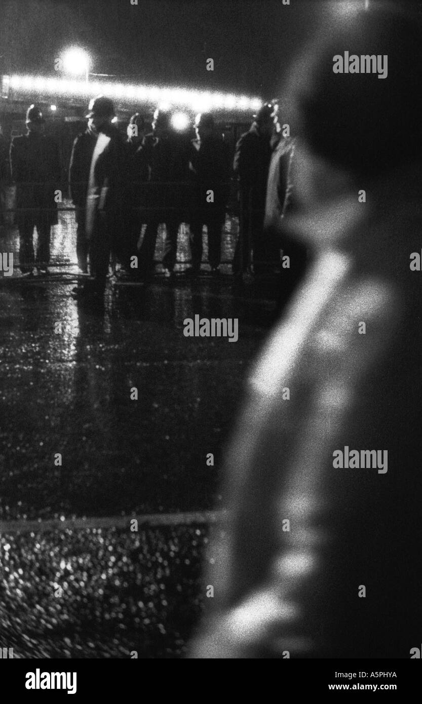 Wapping dispute hi-res stock photography and images - Alamy