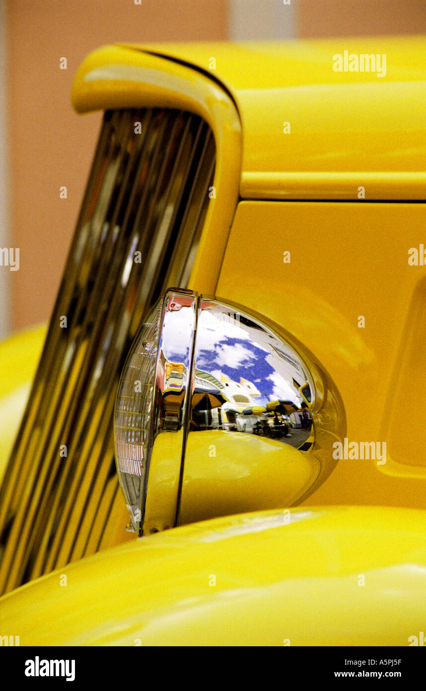 Yellow hot rod hi-res stock photography and images - Alamy