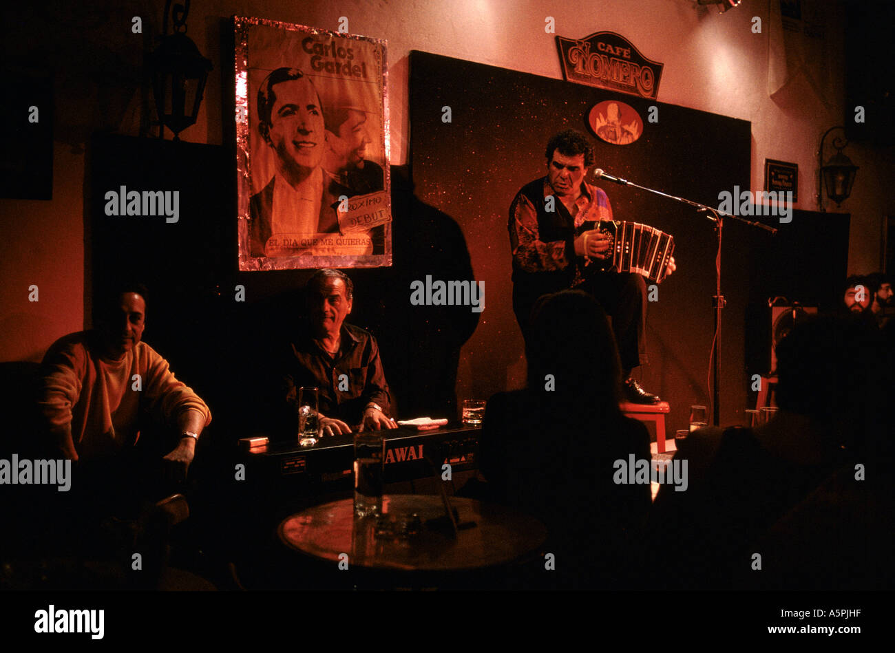 BUENOS AIRES ARGENTINA MUSICIANS PLAYING FOR TANGO DANCERS AT THE CAFE ...