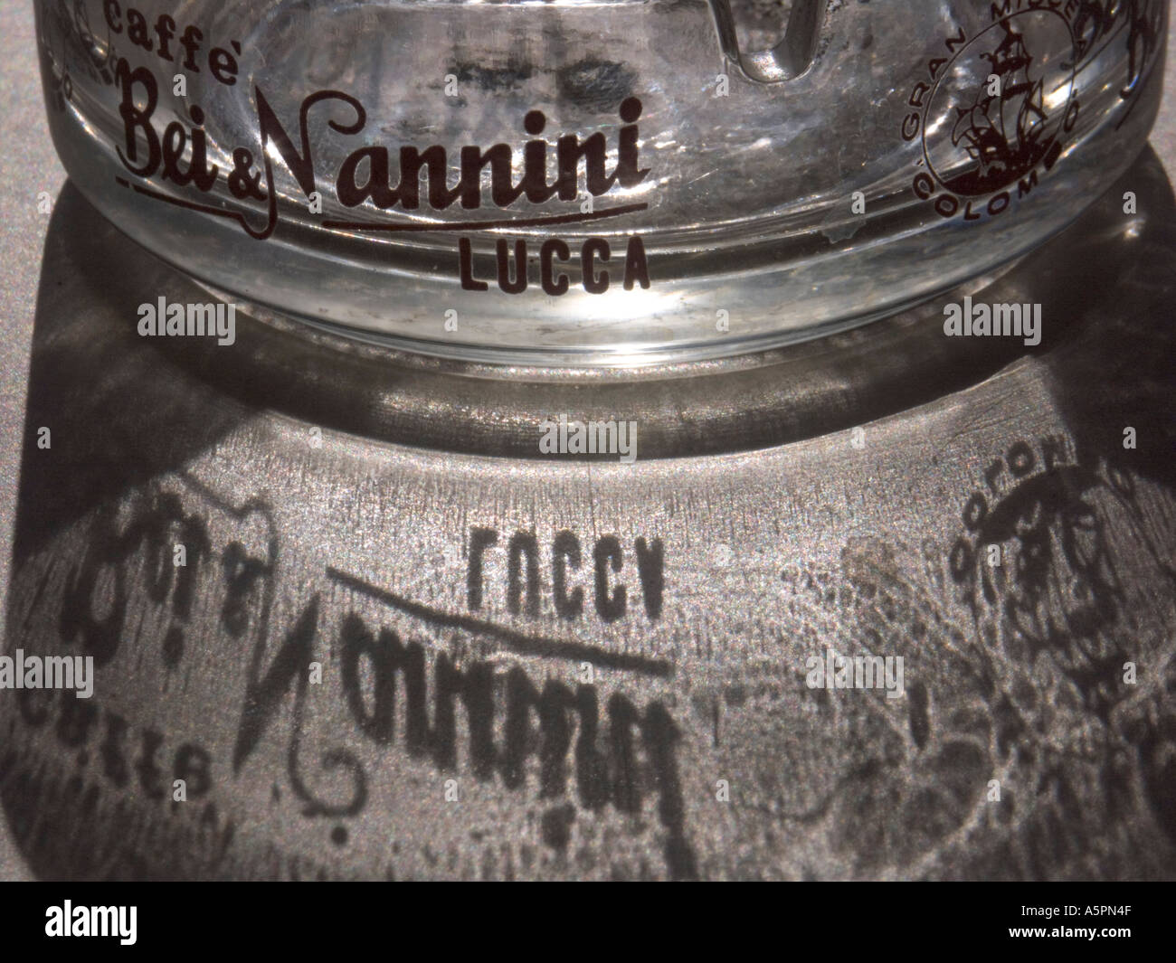 Light passing through glass hi-res stock photography and images - Alamy