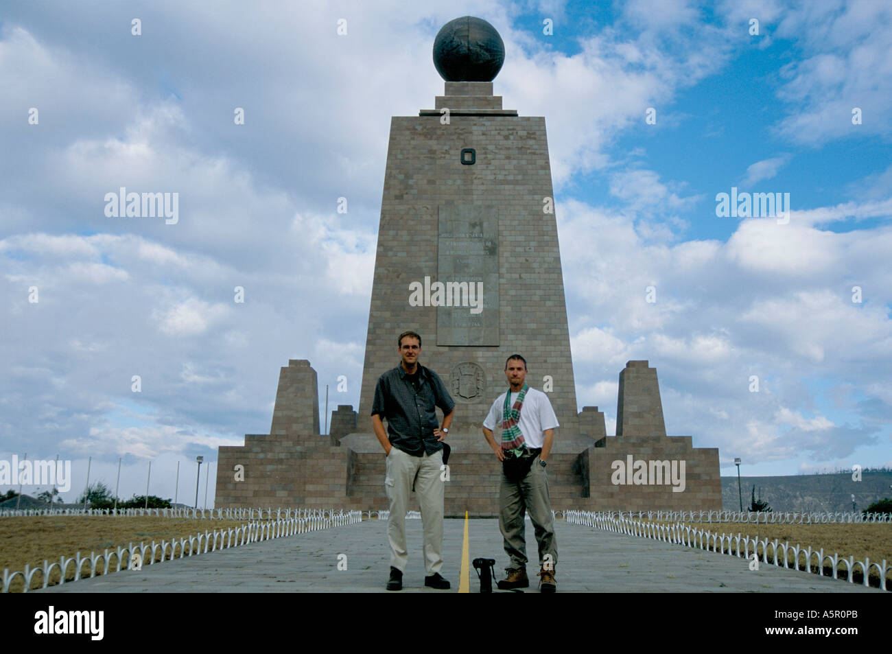 SOUTH AMERICAN RD MOVIE 2 AUTHORS AT THE EQUATOR NOV 2000 Stock Photo ...