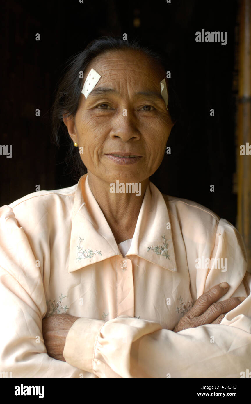 Khamu laos hi-res stock photography and images - Alamy