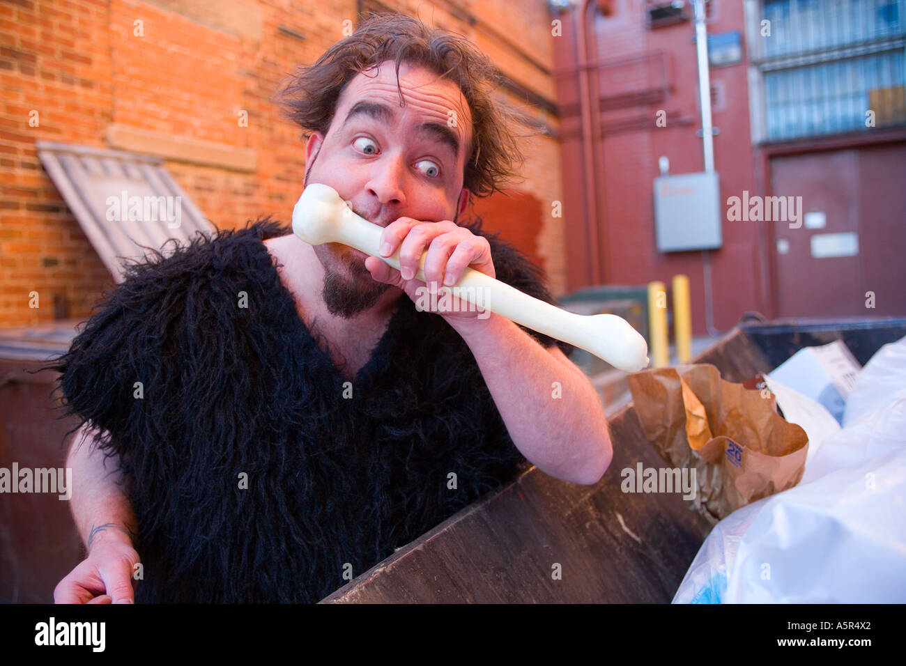 Caveman hi-res stock photography and images - Alamy