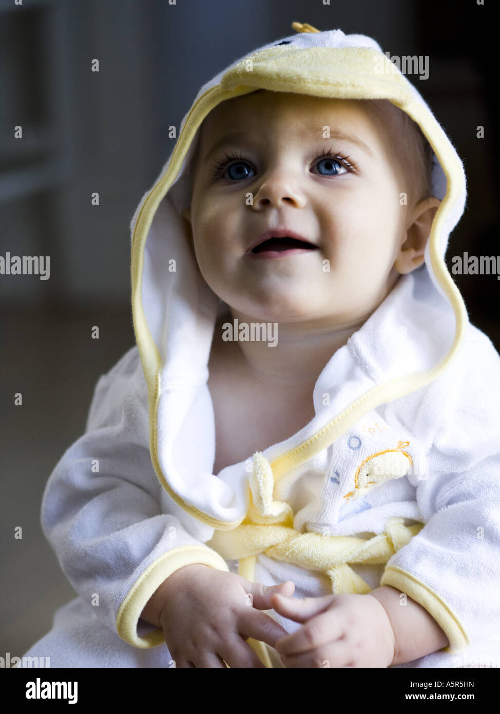 Portrait of a baby looking up Stock Photo - Alamy