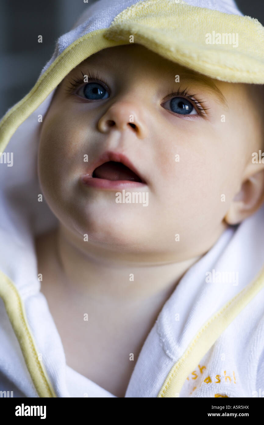 Portrait of a baby looking up Stock Photo - Alamy