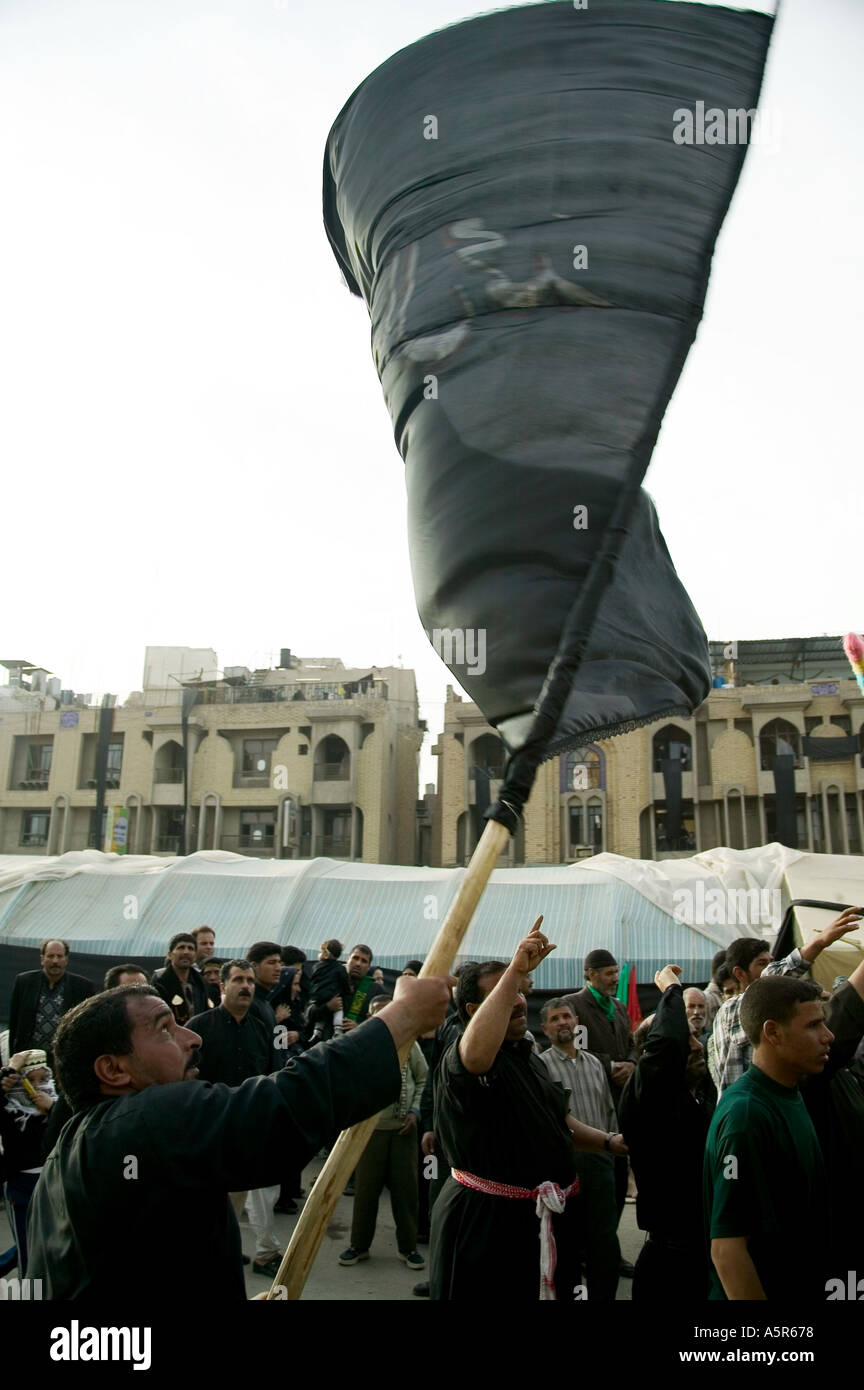 procession Kerbala 01 03 04 Iraq Stock Photo - Alamy