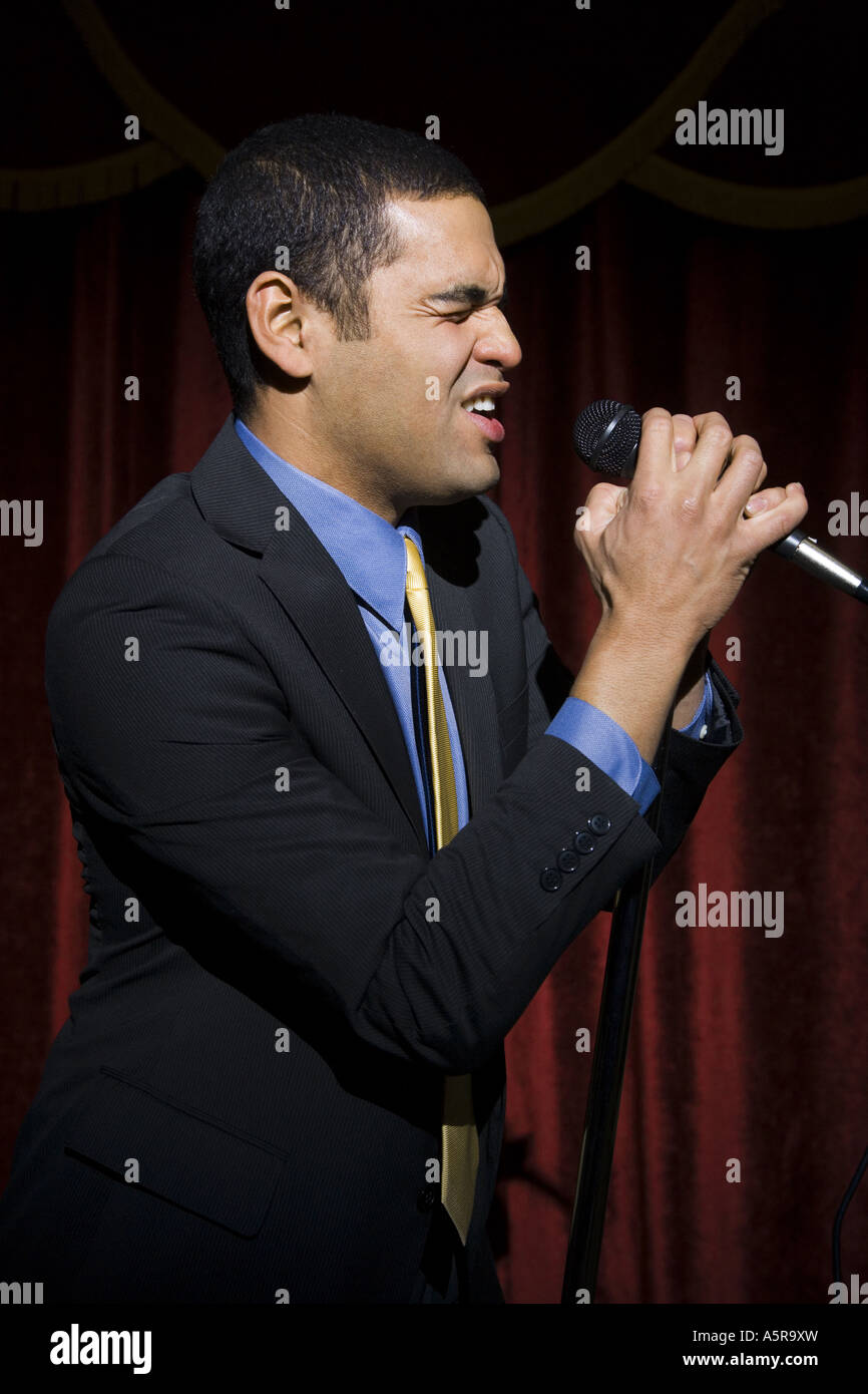 Funny faces microphone hi-res stock photography and images - Alamy