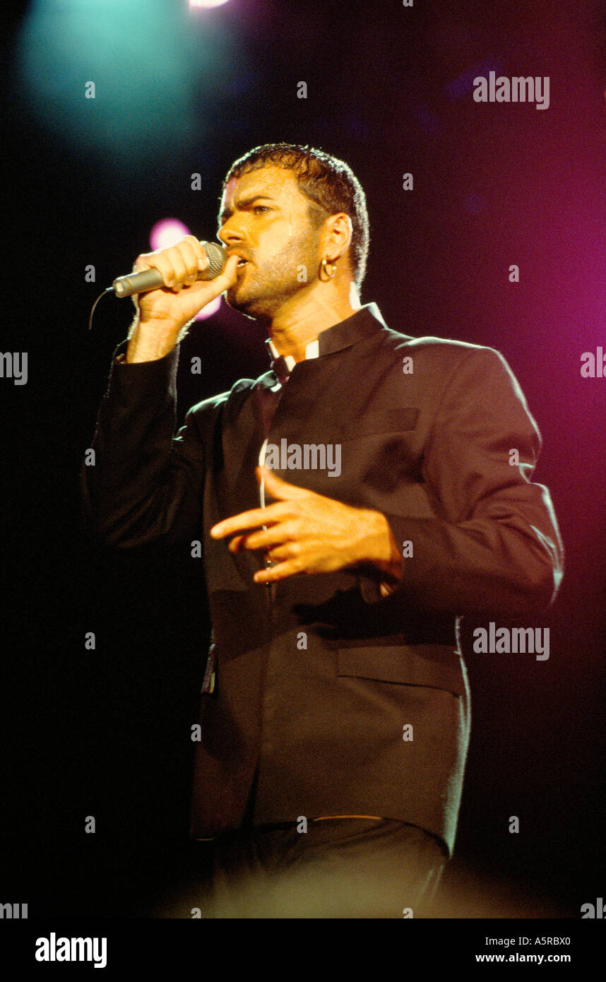 George michael hi-res stock photography and images - Alamy