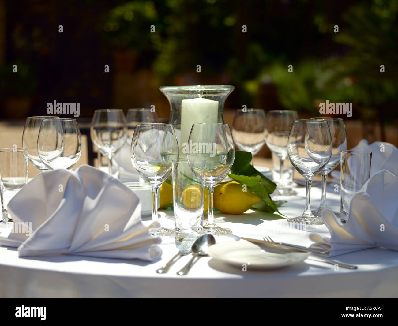 Mallorca food restaurant table meal alfresco hi-res stock photography ...
