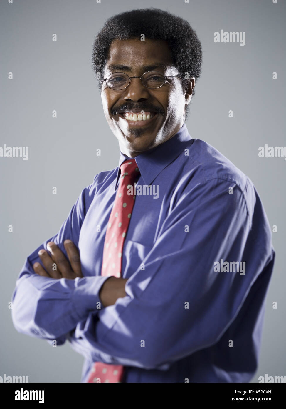 Smiling portrait vintage hi-res stock photography and images - Alamy